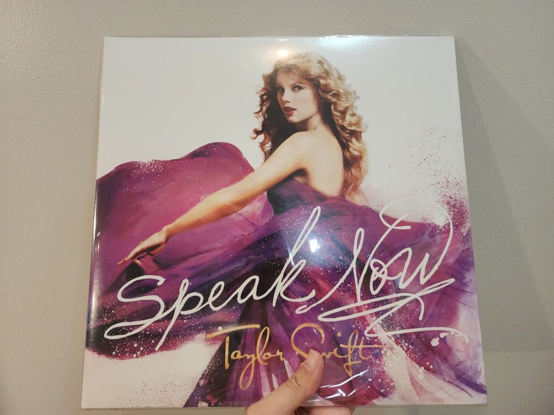 Taylor Swift - Speak Now vinyl record black, Hobbies & Toys, Music ...