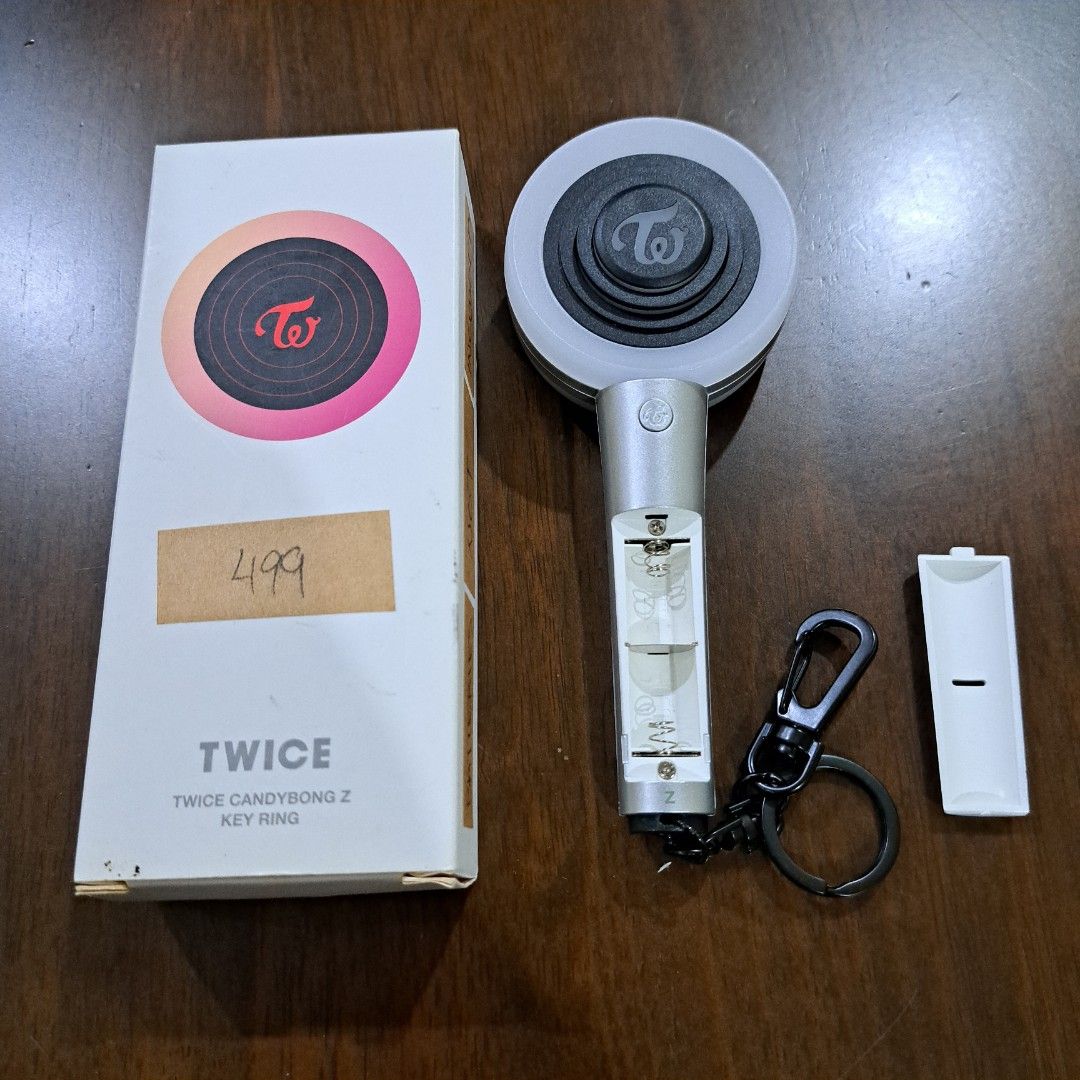 TWICE CANDYBONG Z KEYRING OFFICIAL, Hobbies & Toys, Memorabilia ...