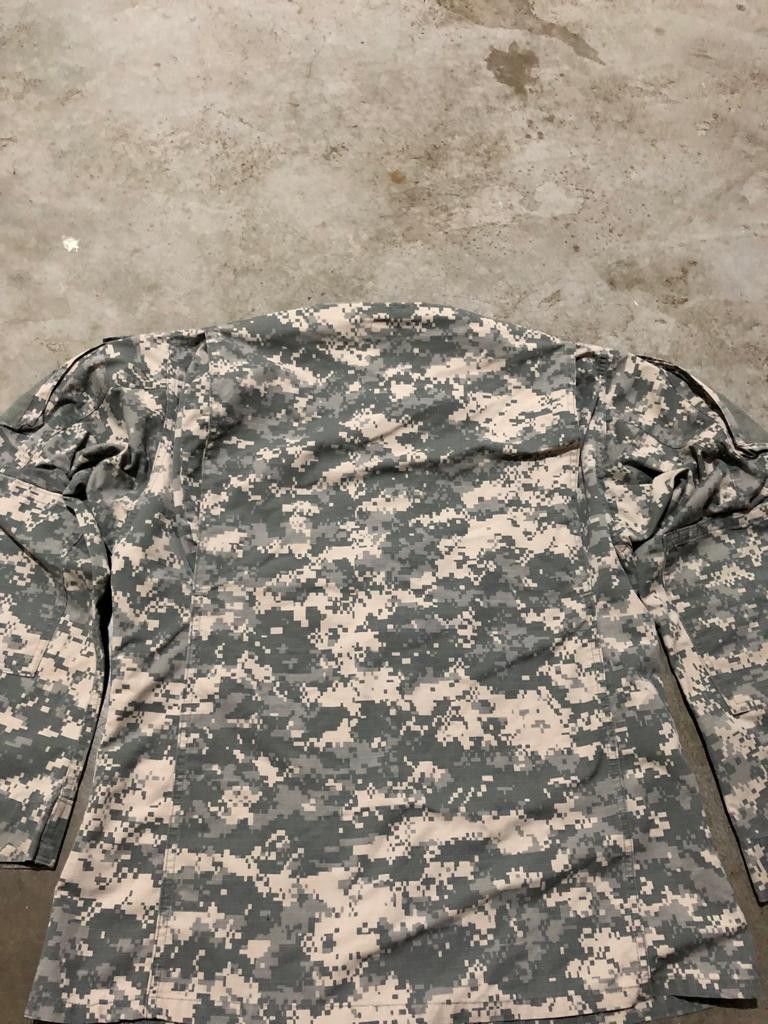 US Army Combat Uniform Jacket XL, Men's Fashion, Coats, Jackets and ...