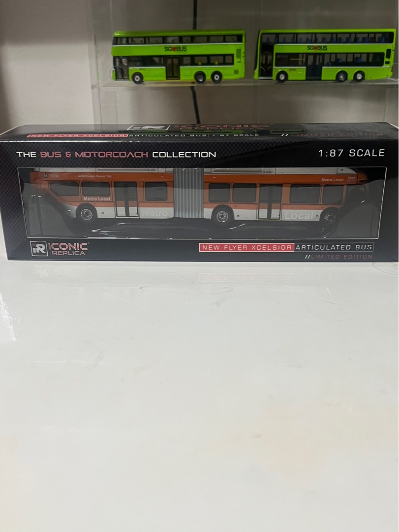 US Bus: LA Metro New Flyer Xcelsior Articulated Bus, Hobbies & Toys ...