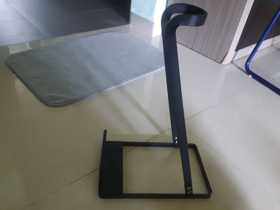 VACUUM STAND for SALE!, Furniture & Home Living, Furniture, Shelves ...