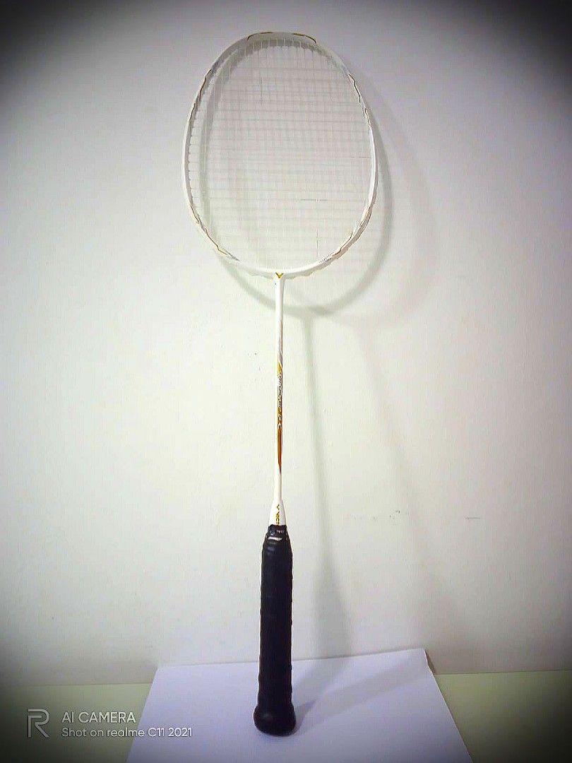 Victor THRUSTER F Claw II Badminton Racket, Sports Equipment, Sports ...