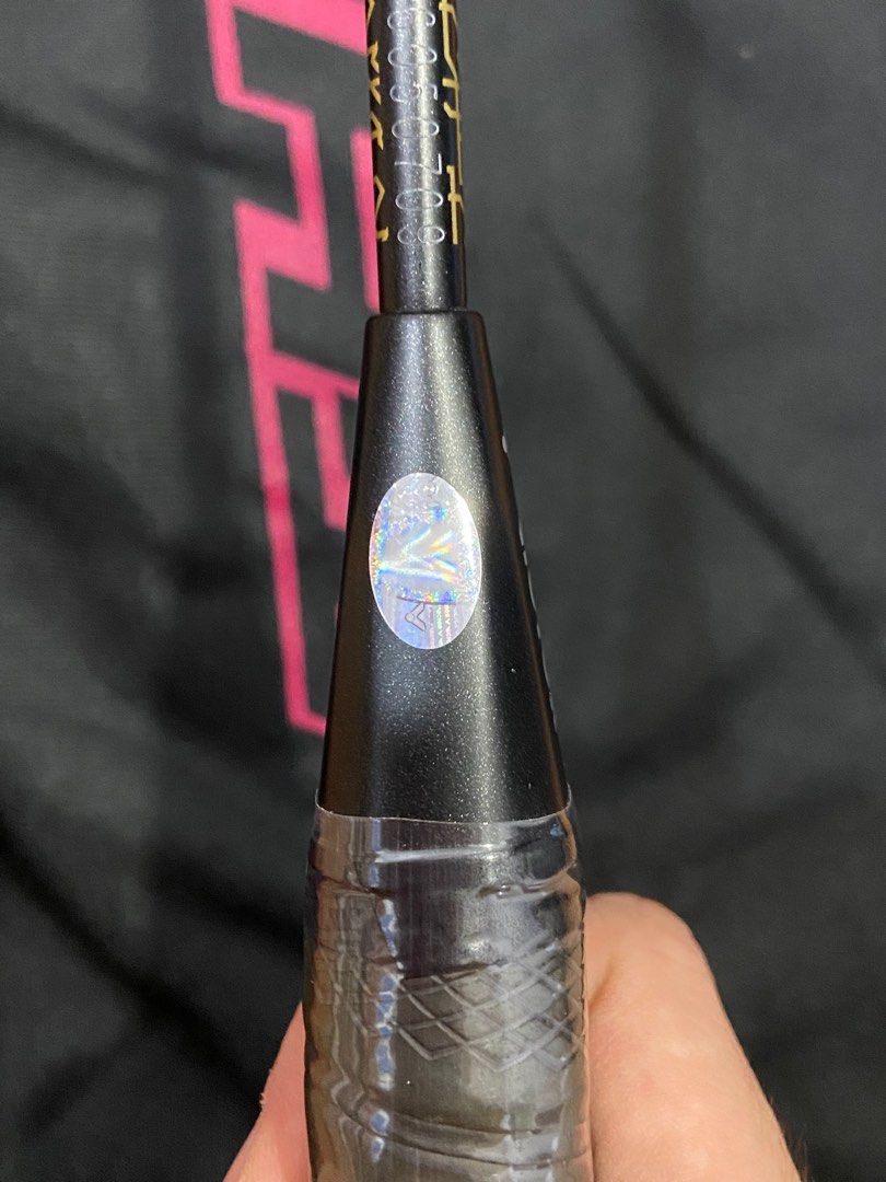 Victor Thruster Hawk 4UG5 Brand New, Sports Equipment, Sports & Games ...