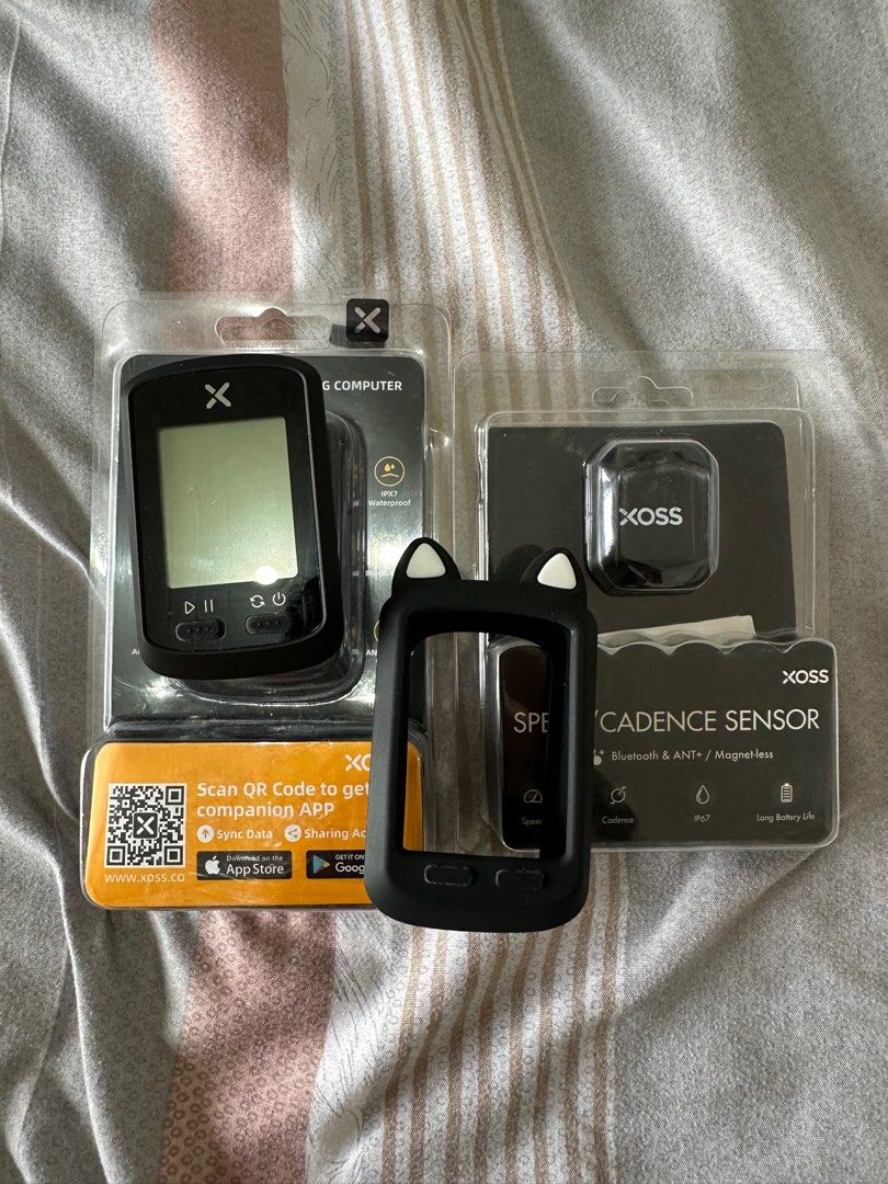 XOSS G+ SMART GPS CYCLING COMPUTER with Speed/Cadence Sensor on Carousell