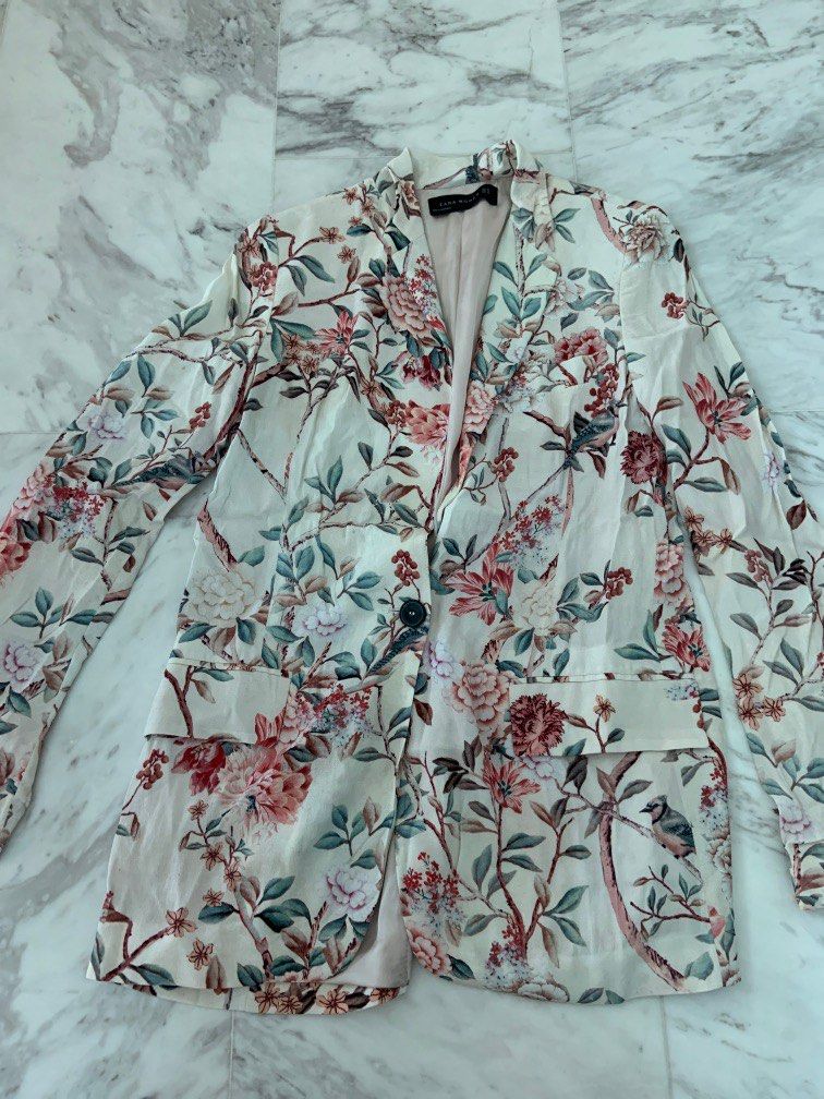 Zara floral jacket, Women's Fashion, Coats, Jackets and Outerwear on Carousell