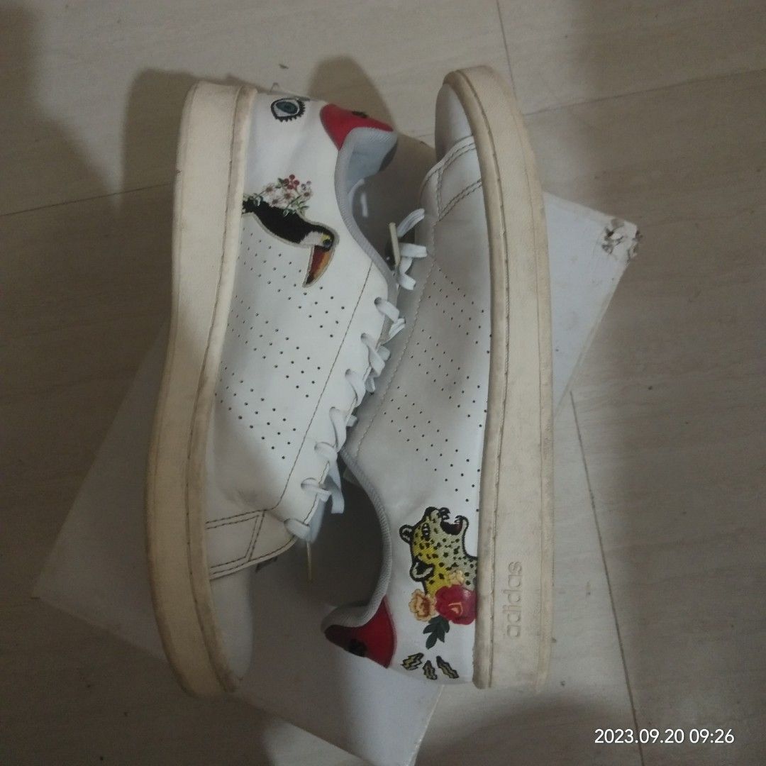 Adidas snickers, Women's Fashion, Footwear, Sneakers on Carousell