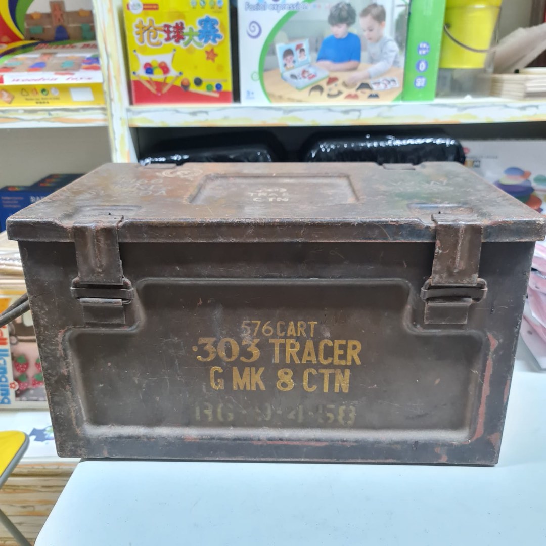 Army metal box for explosives, 1956 ,, Hobbies & Toys, Memorabilia ...