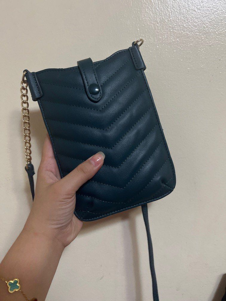 Authentic Samantha Thavasa Phone Sling, Women's Fashion, Bags & Wallets ...