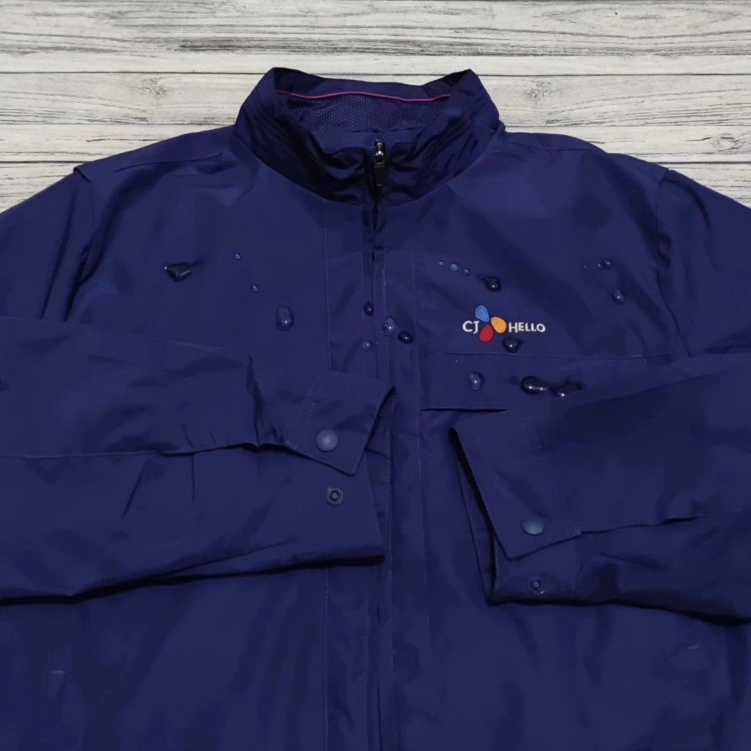 Bando Outdoor Jacket, Fesyen Pria, Pakaian , Baju Luaran di Carousell