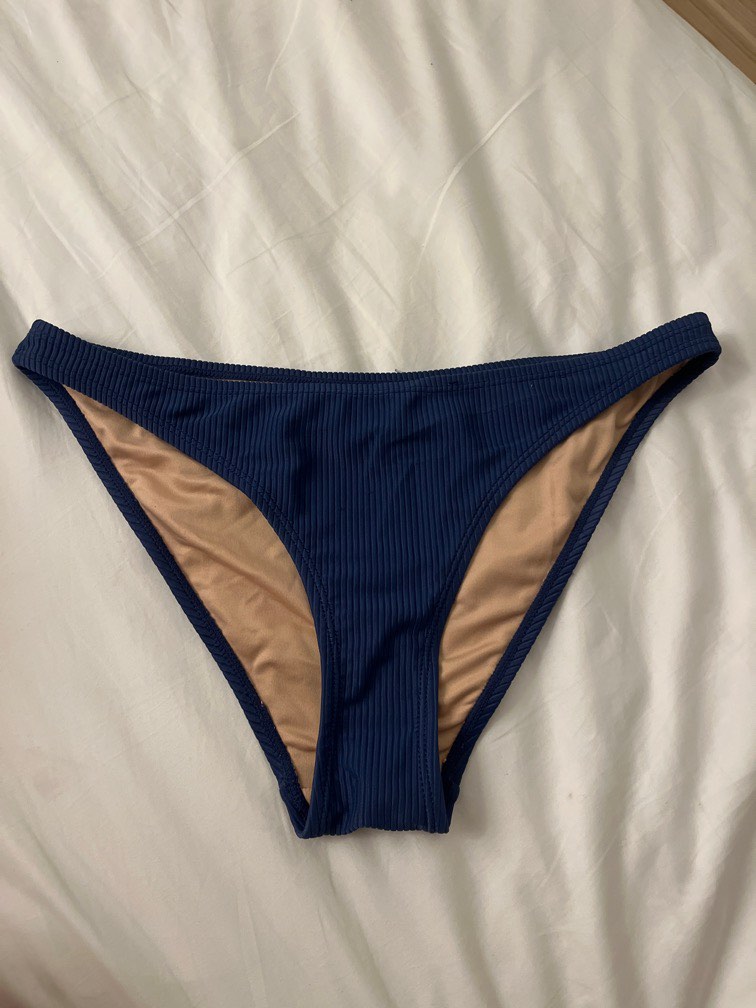 Bikini bottom, Women's Fashion, Swimwear, Bikinis & Swimsuits on Carousell