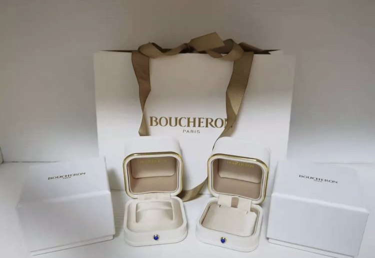 Boucheron velvet boxes ring/ necklace preorder, Women's Fashion ...