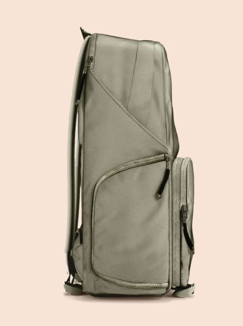 Brevite camera backpack - The Jumper (Large), Men's Fashion, Bags ...