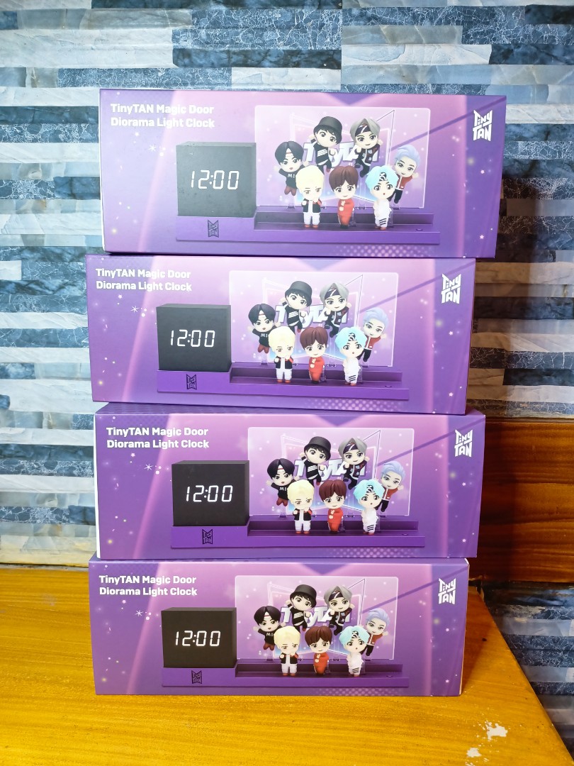 BTS TinyTan Magic Door Diorama Light Clock Official, Hobbies & Toys ...