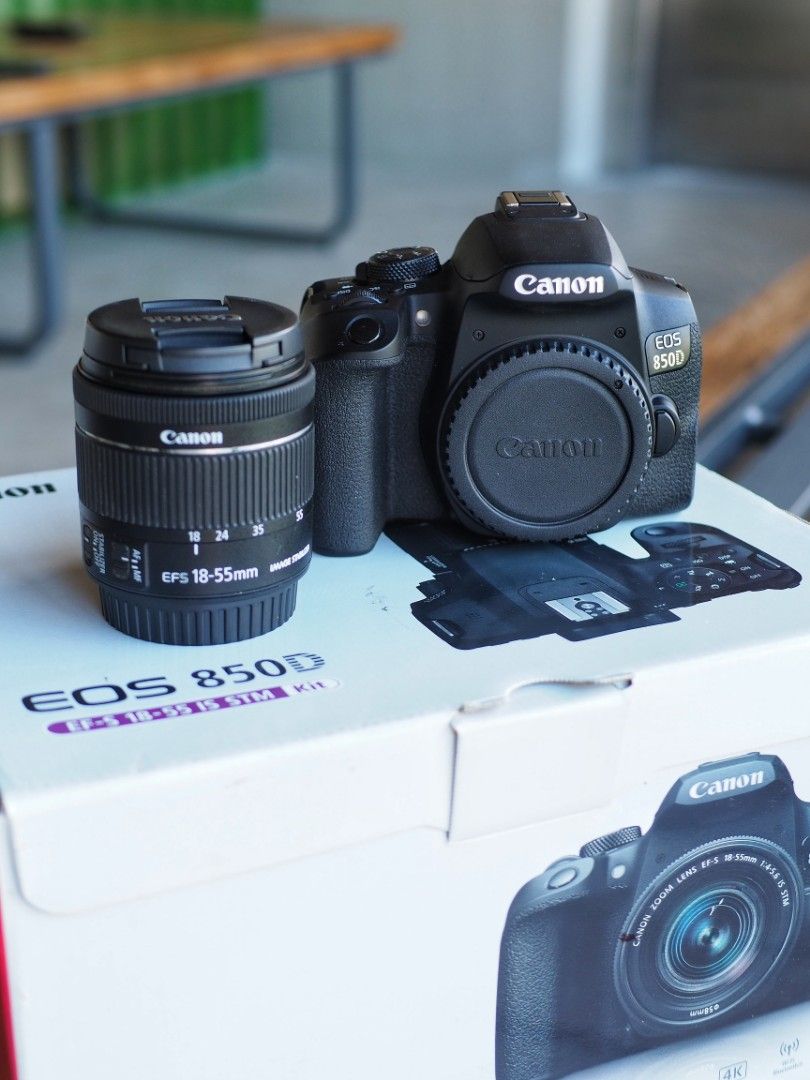 Canon 850D with Kit Lens, Box & Receipt, Photography, Cameras on Carousell