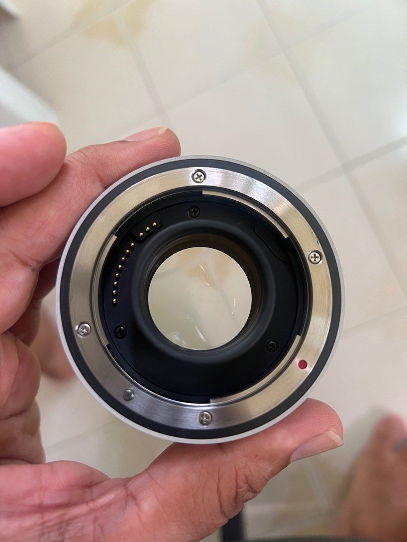 Canon extender EF 1.4, Photography, Lens & Kits on Carousell