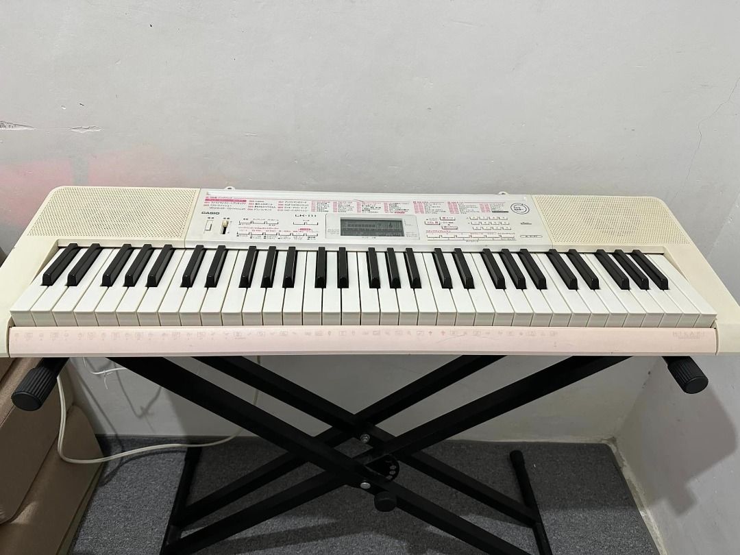 Casio LK-111 Electronic Keyboard 61 Semi Weighted Piano Key Keyboard ...