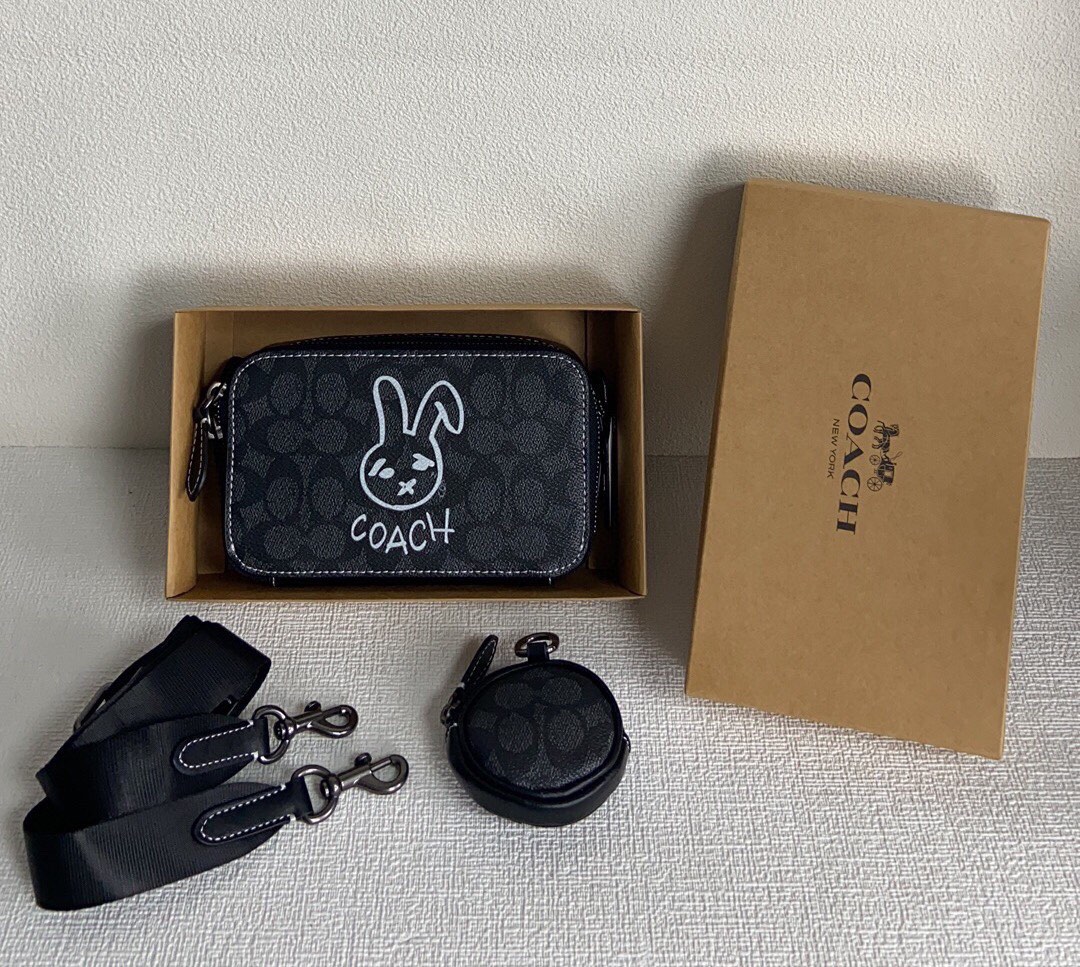 Coach charter rabbit crossbody slingbag, Women's Fashion, Bags ...