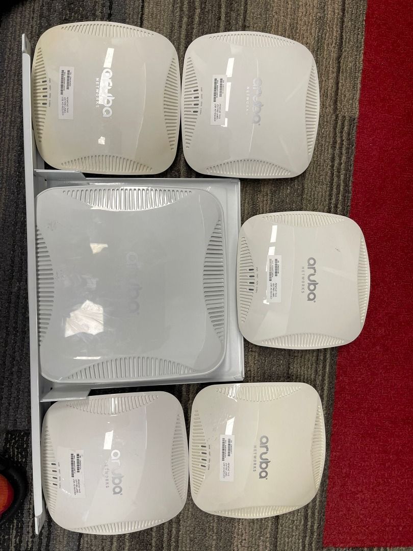 Complete set with Aruba Controller 7005 and Aruba AP(APIN0205) without ...