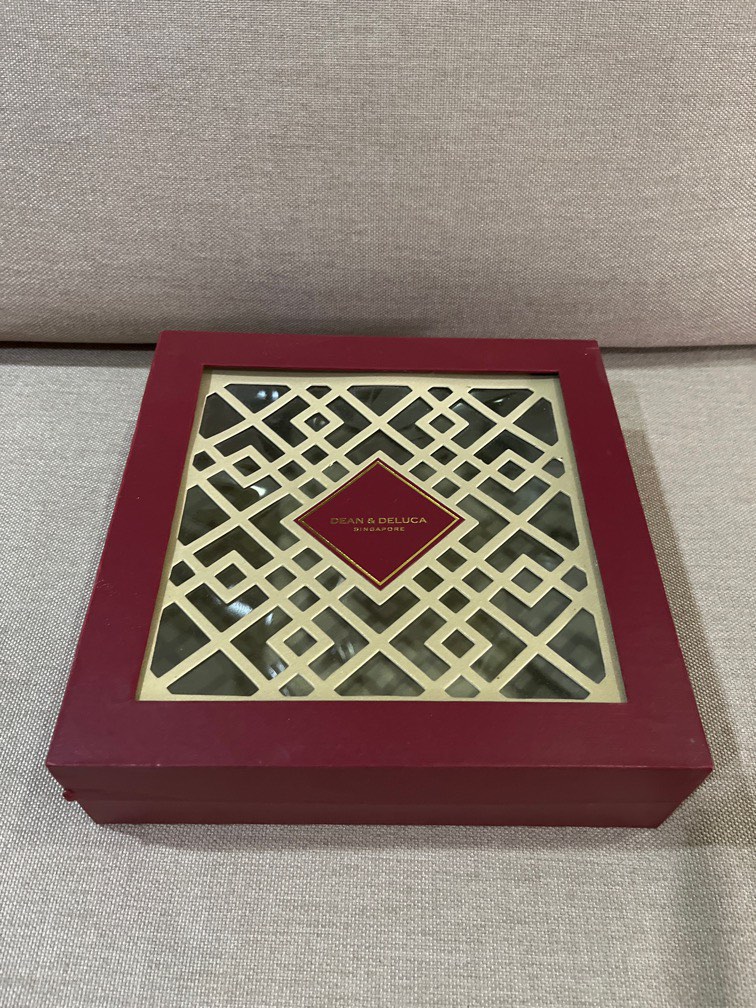 Dean & Deluca mooncake box, Women's Fashion, Jewelry & Organisers ...