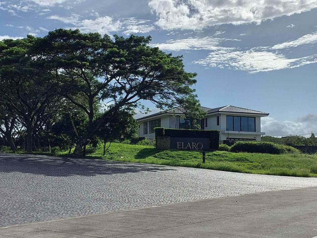 ELARO NUVALI FOR SALE, Property, For Sale, House & Lot on Carousell