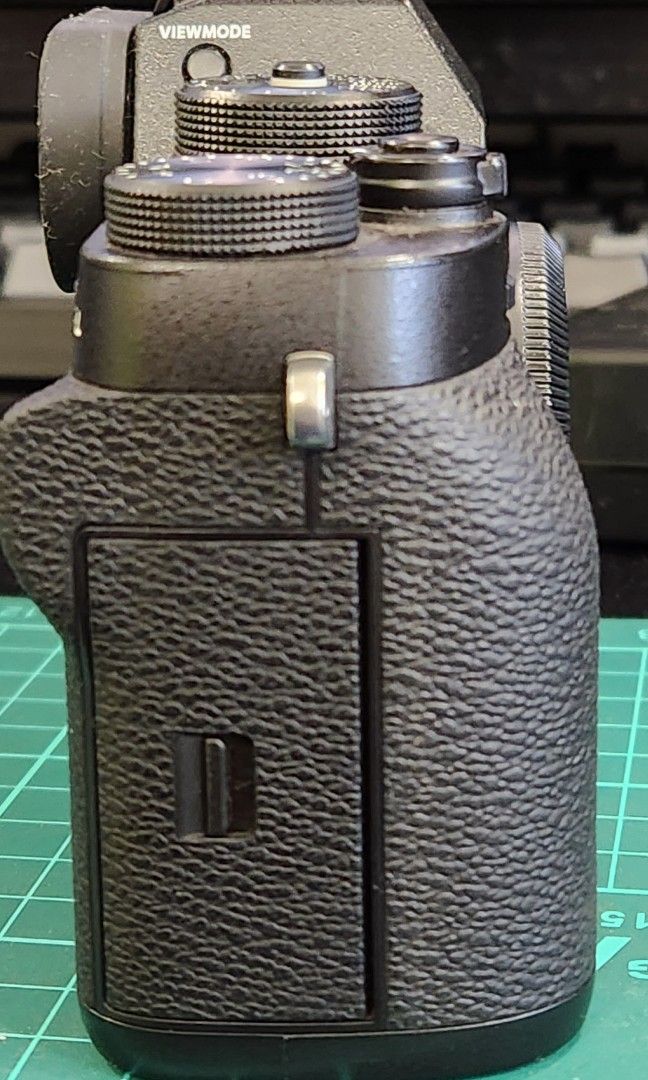 Fujifilm X-T2 full set and Fujifilm VPB-XT2, Photography, Cameras on ...