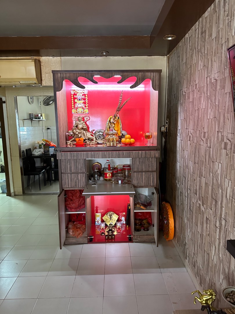 God table, Furniture & Home Living, Furniture, Other Home Furniture on ...