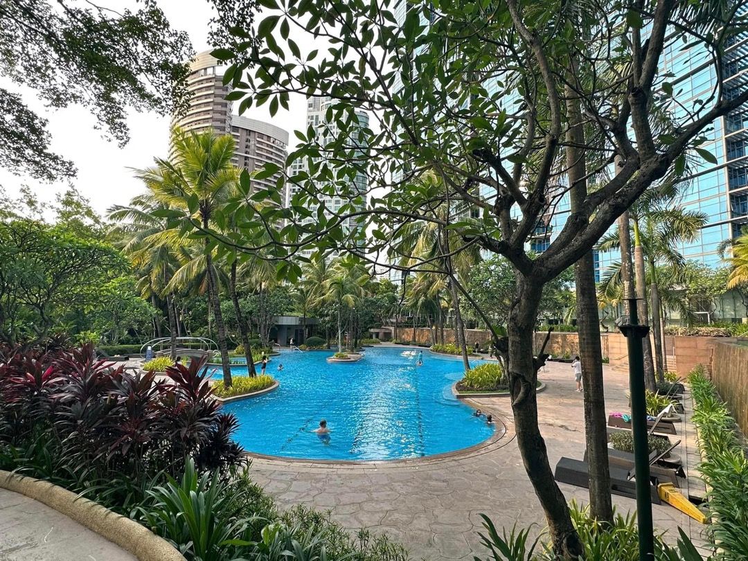Golf course View! For Sale in Pacific Plaza Towers BGC Taguig ...