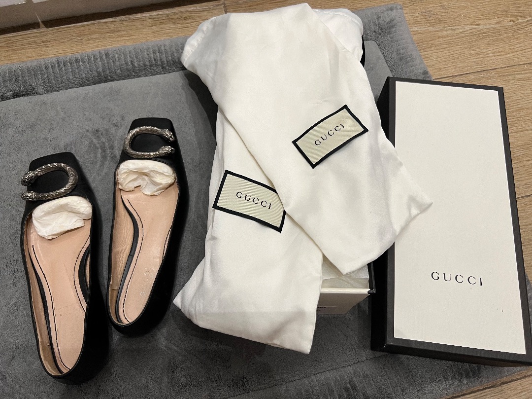 GUCCI shoe, Women's Fashion, Footwear, Flats & Sandals on Carousell