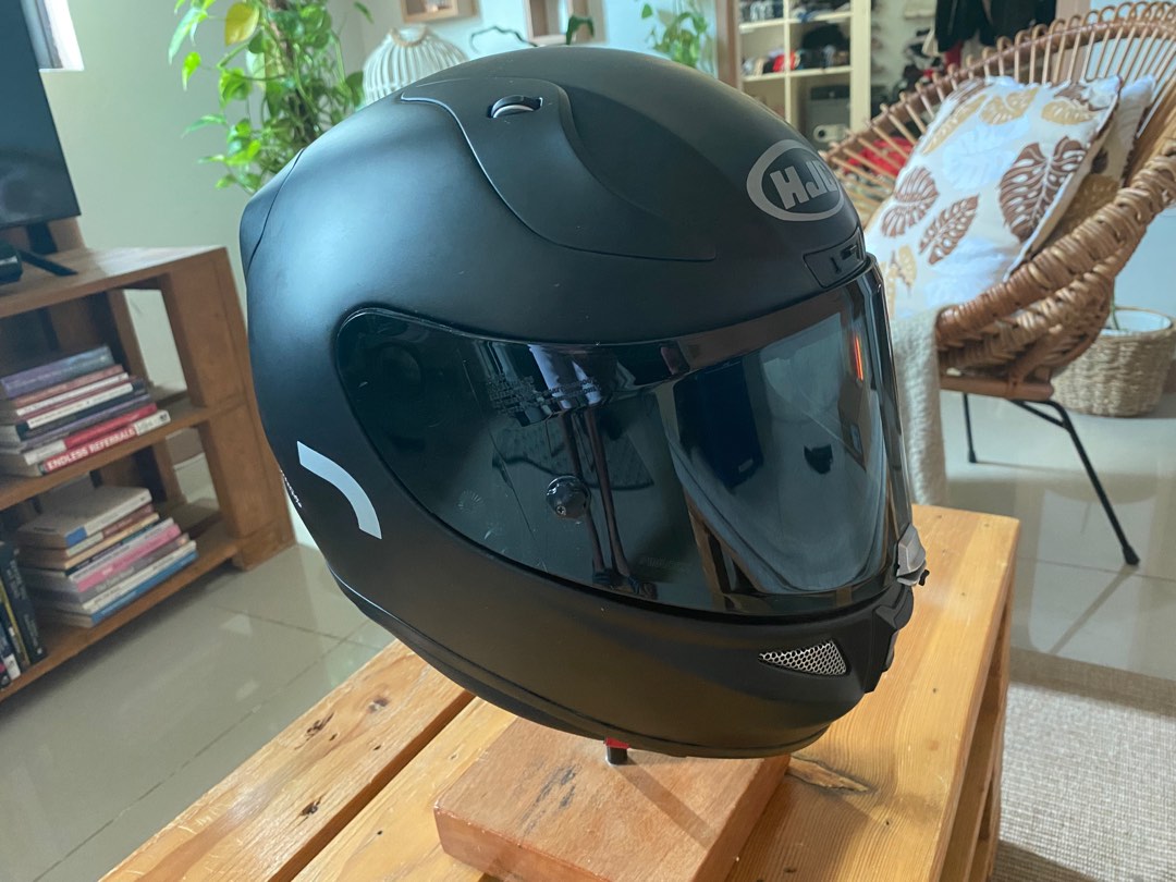 Hjc Rpha 11 Matte black, Motorbikes, Motorbike Parts & Accessories ...