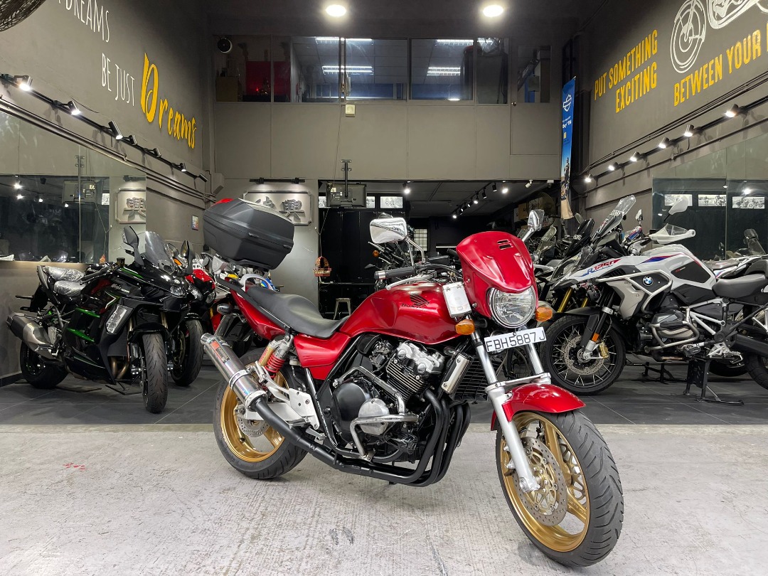 HONDA CB400 Spec 3 $9.8k nego COE Feb 2027, Motorcycles, Motorcycles for Sale, Class 2A on Carousell