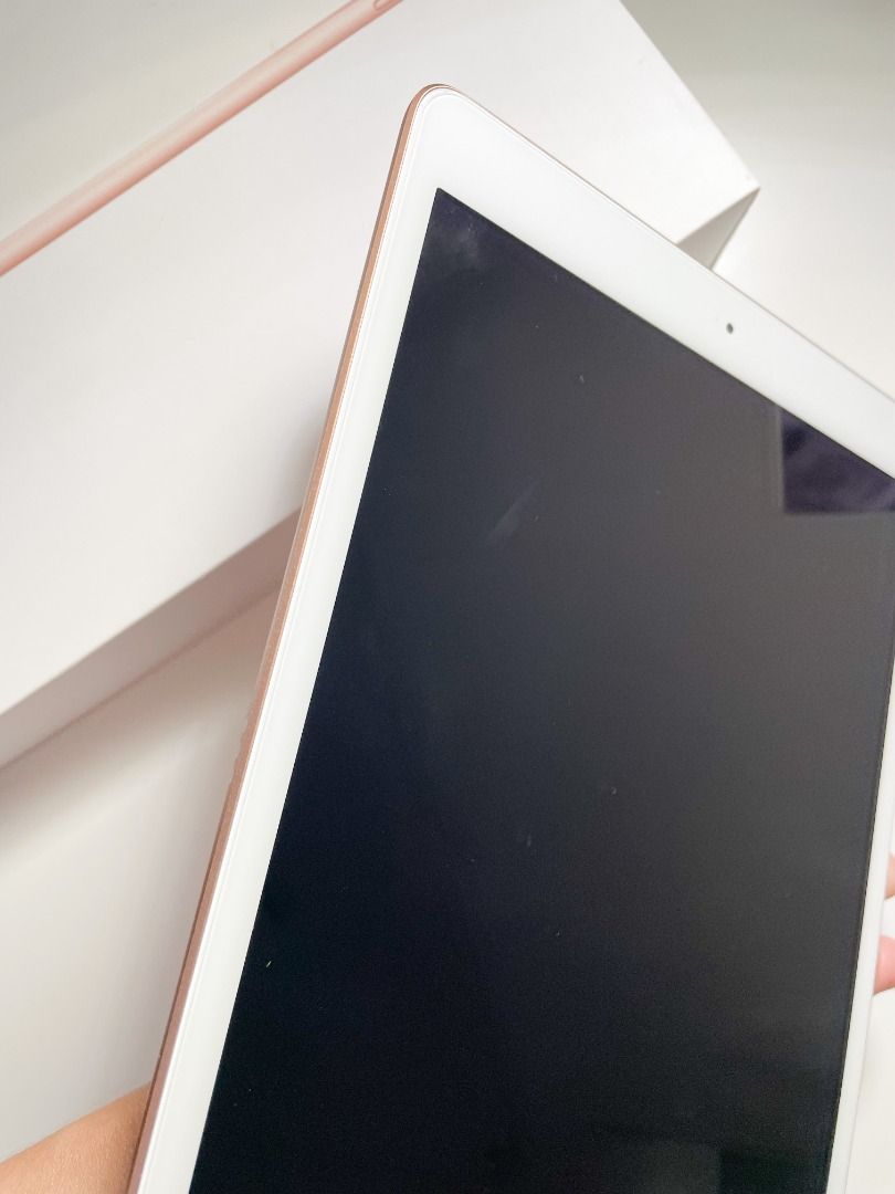 iPad 8th Generation (Wi-Fi), Mobile Phones & Gadgets, Tablets, iPad on ...