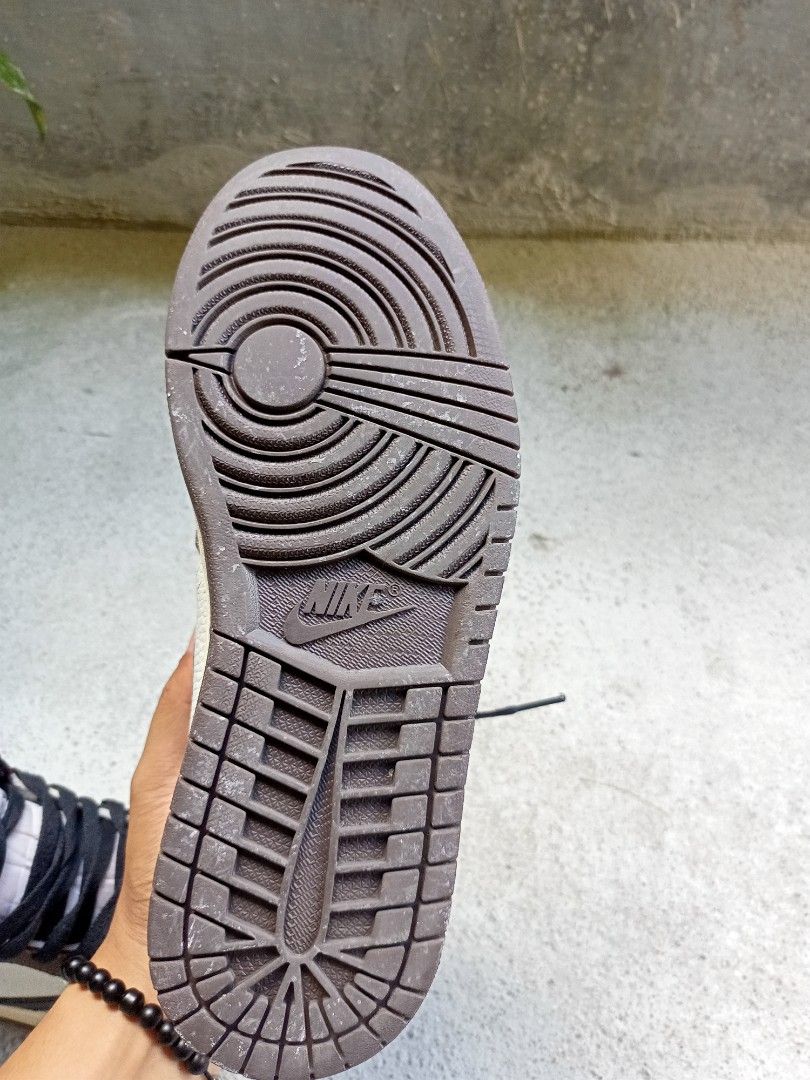 J1 Travis Scott Mocha High, Men's Fashion, Footwear, Sneakers on Carousell