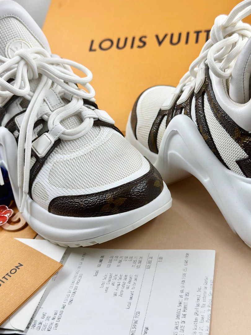 Louis Vuitton Arclight Trainer Monogram 2023 ORIGINAL Complete set with ...