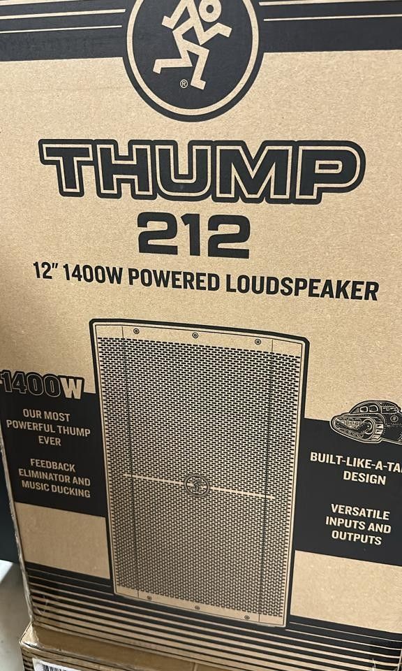 Mackie Thump212 1400W 12 Mackie Thump212 1400W 12