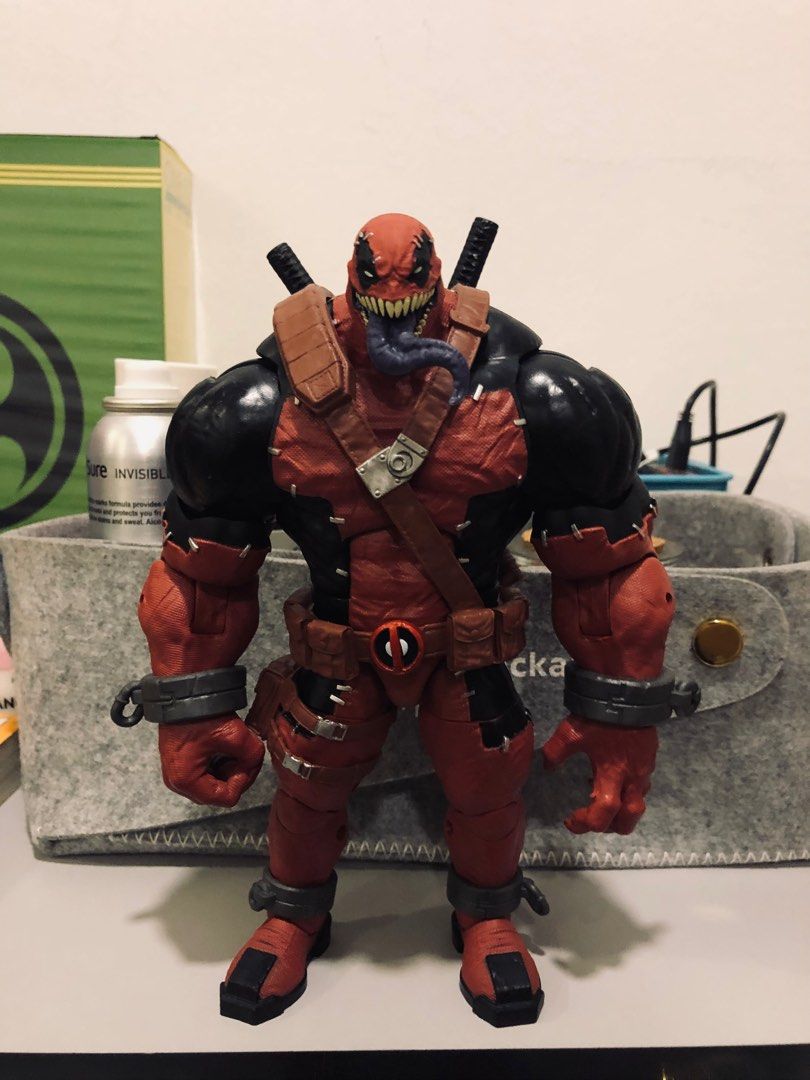 Marvel legends venompool, Hobbies & Toys, Toys & Games on Carousell