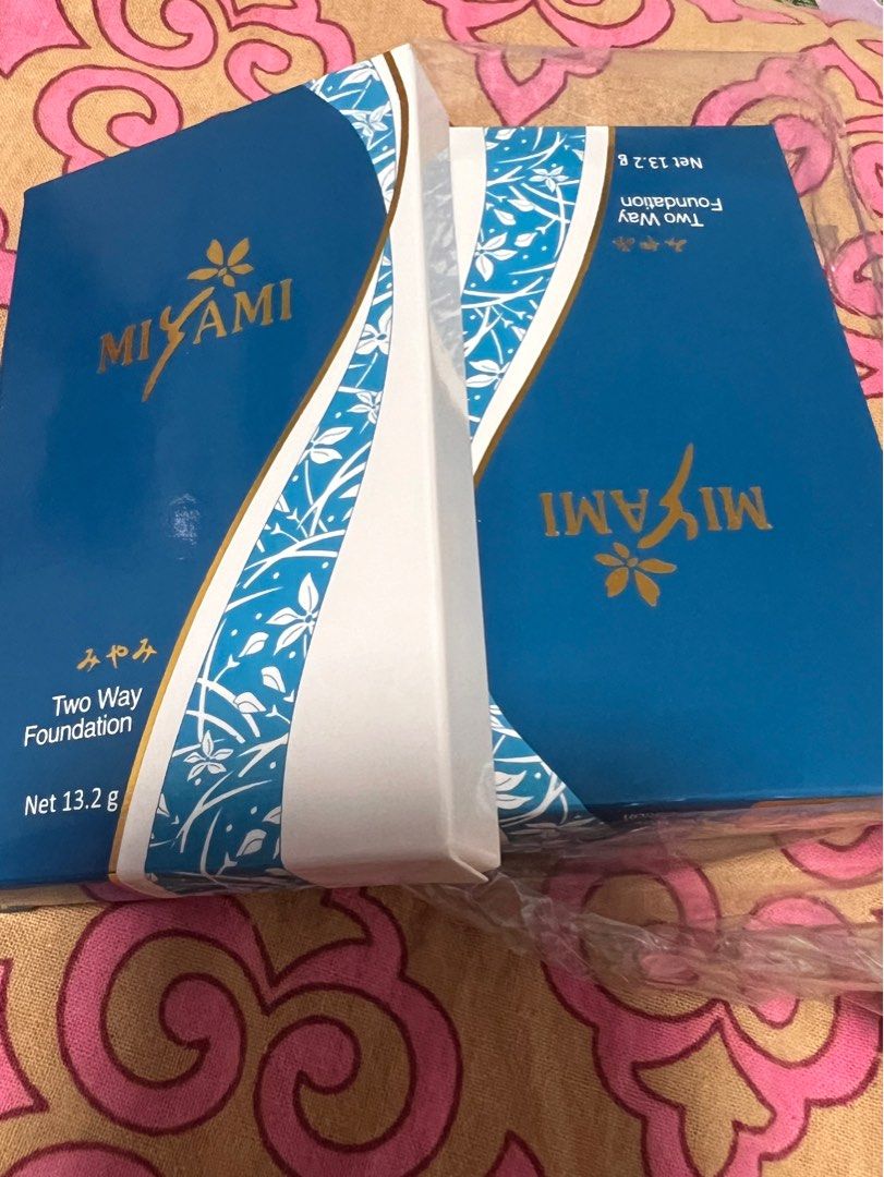 Miyami two way foundation/compact powder, Beauty & Personal Care, Face ...