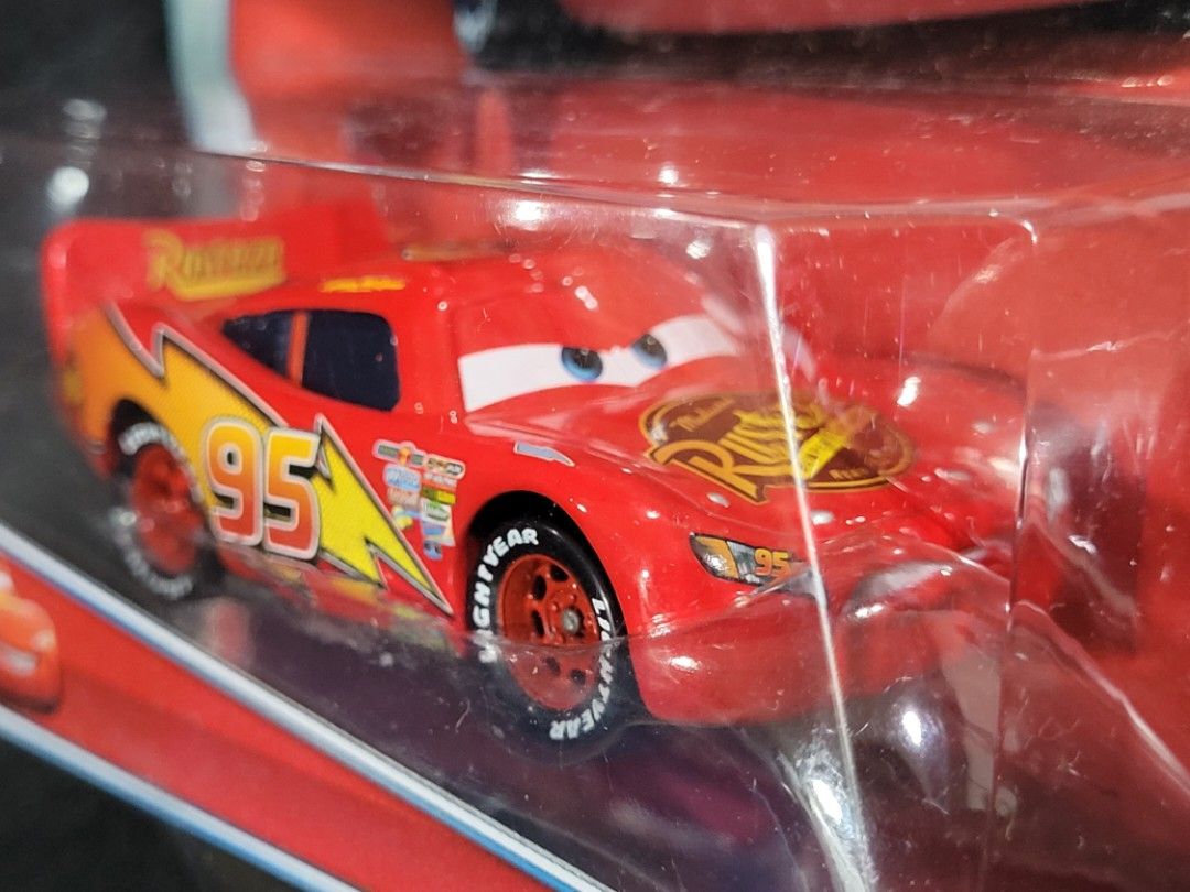 NEW Disney PIXAR CARS 2015 Piston Cup Series "Determined" Lightning ...