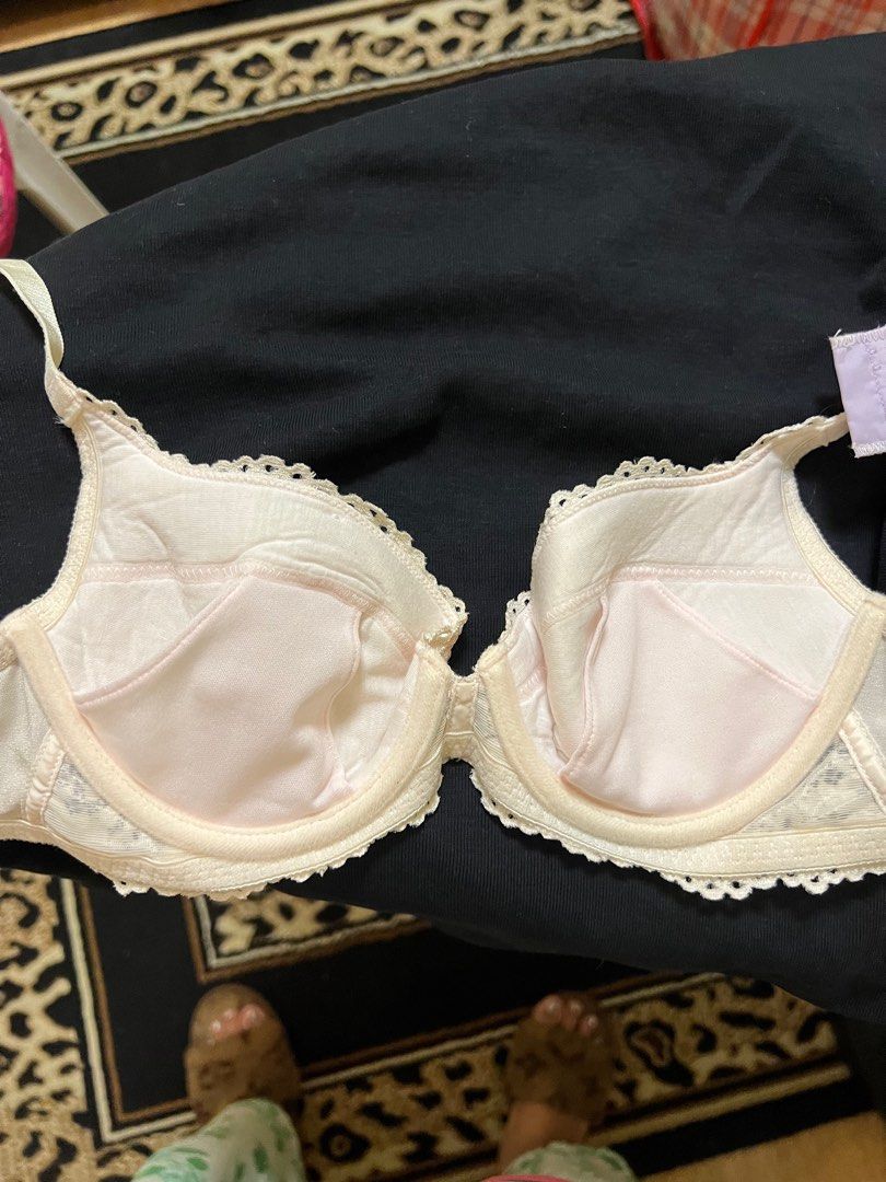 Original Wacoal Violet and Pink bra B75..250 each, Women's Fashion, Undergarments & Loungewear ...