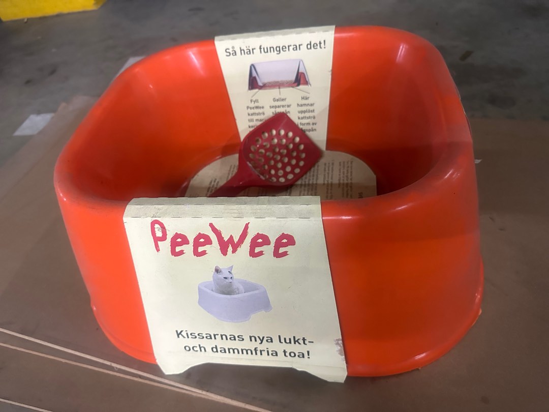 Pee wee cat toilet, Pet Supplies, Homes & Other Pet Accessories on ...