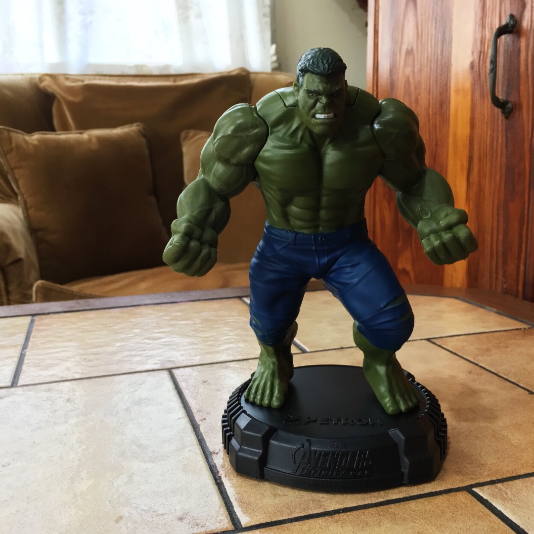 Petron Hulk (Avengers Endgame) Figurine, Hobbies & Toys, Collectibles ...