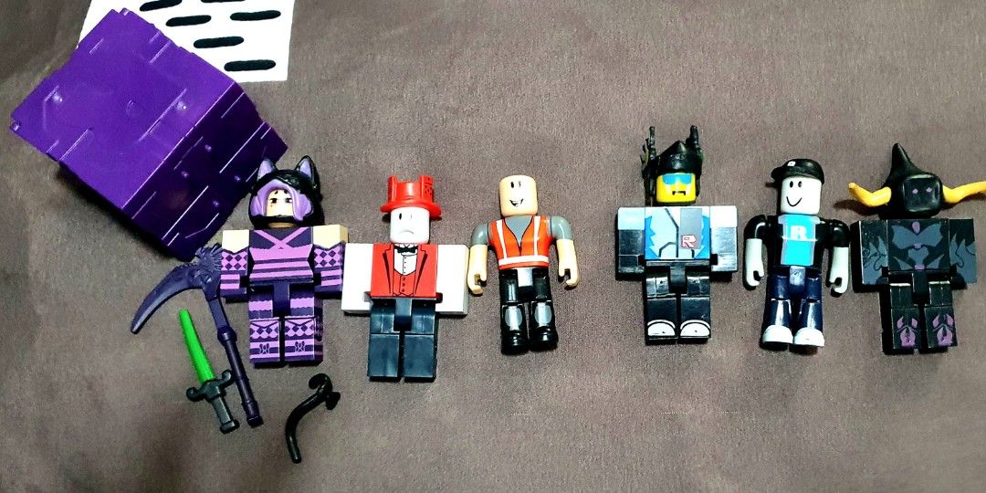 Roblox toys (set), Hobbies & Toys, Toys & Games on Carousell