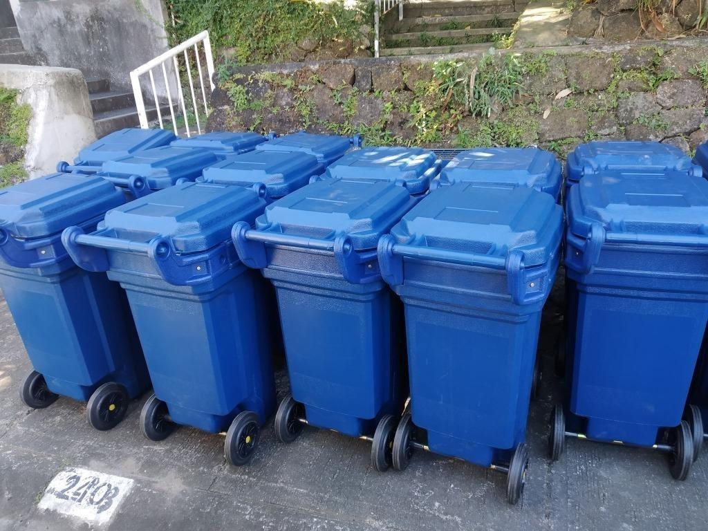 ROLLER KING BIN, Furniture & Home Living, Cleaning & Homecare Supplies ...