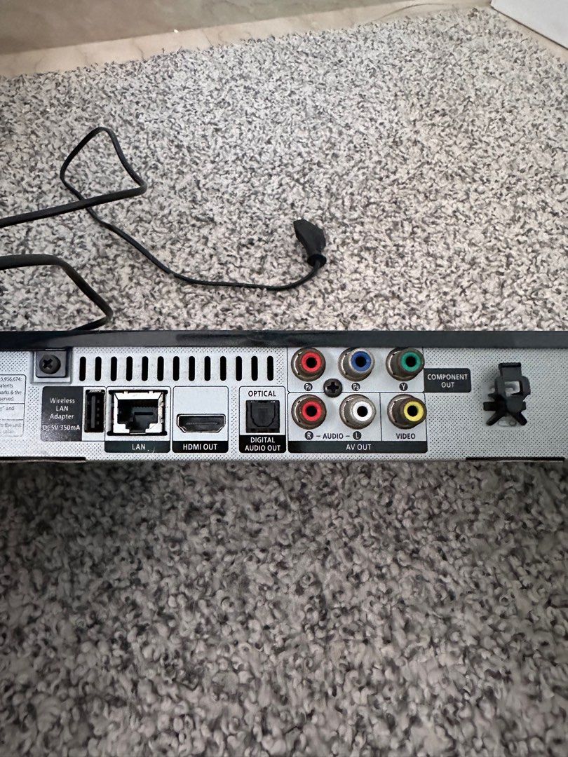 Samsung BD-D5500 3D Blu-ray Disc Player (Black), TV & Home Appliances ...