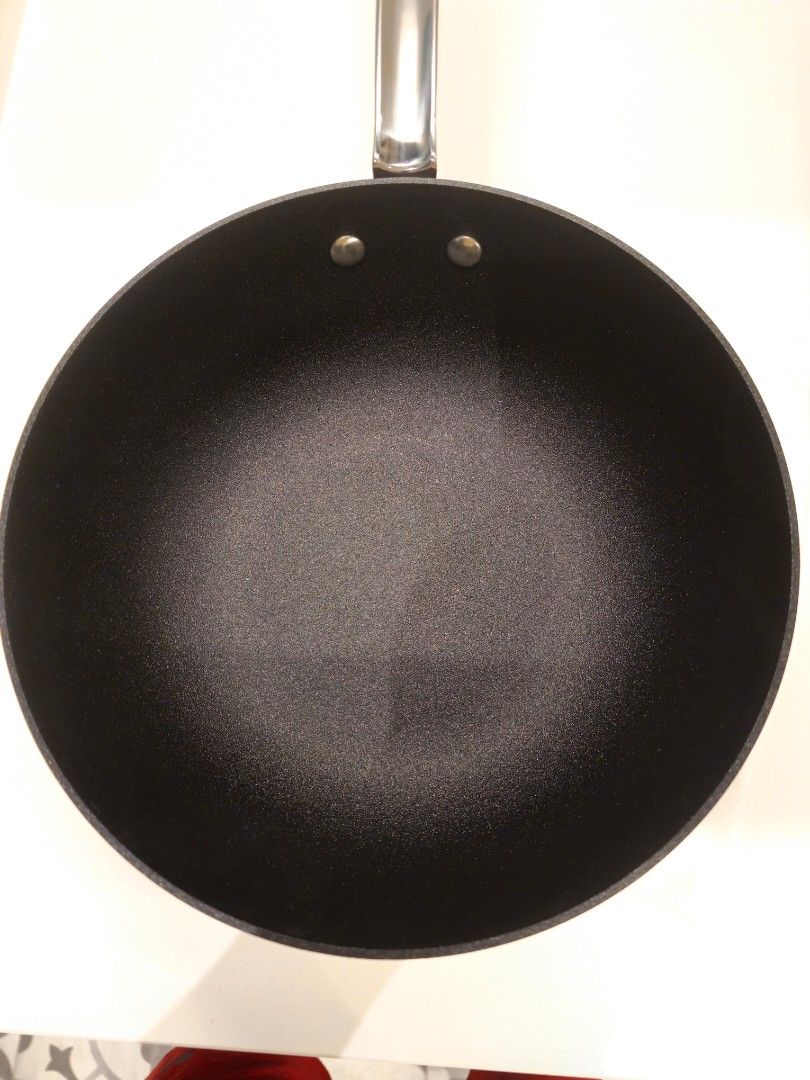 ScanPan TechnIQ 26cm The Bistro/Stir Fry Pan, Furniture & Home Living ...