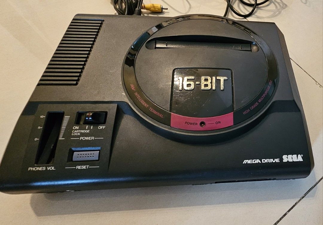 SEGA Mega Drive 16-Bit Console, Video Gaming, Video Games, Others on ...