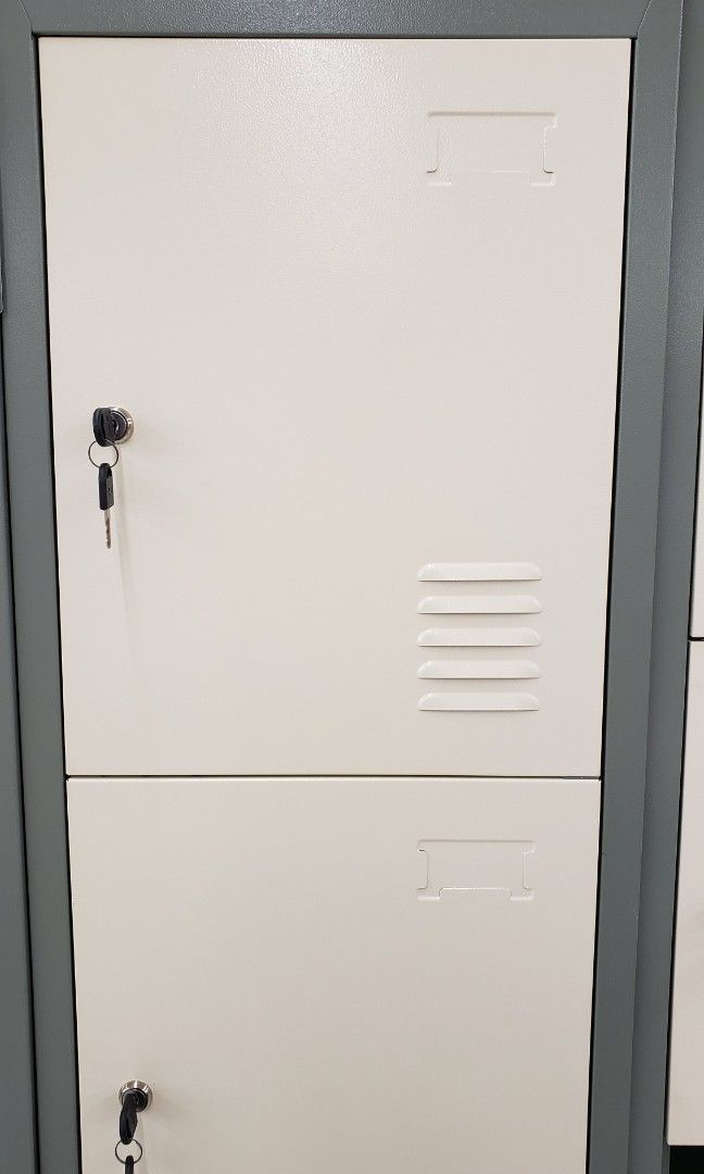 SIMON LOCKER 1-5 PINTU, Perabotan Rumah di Carousell