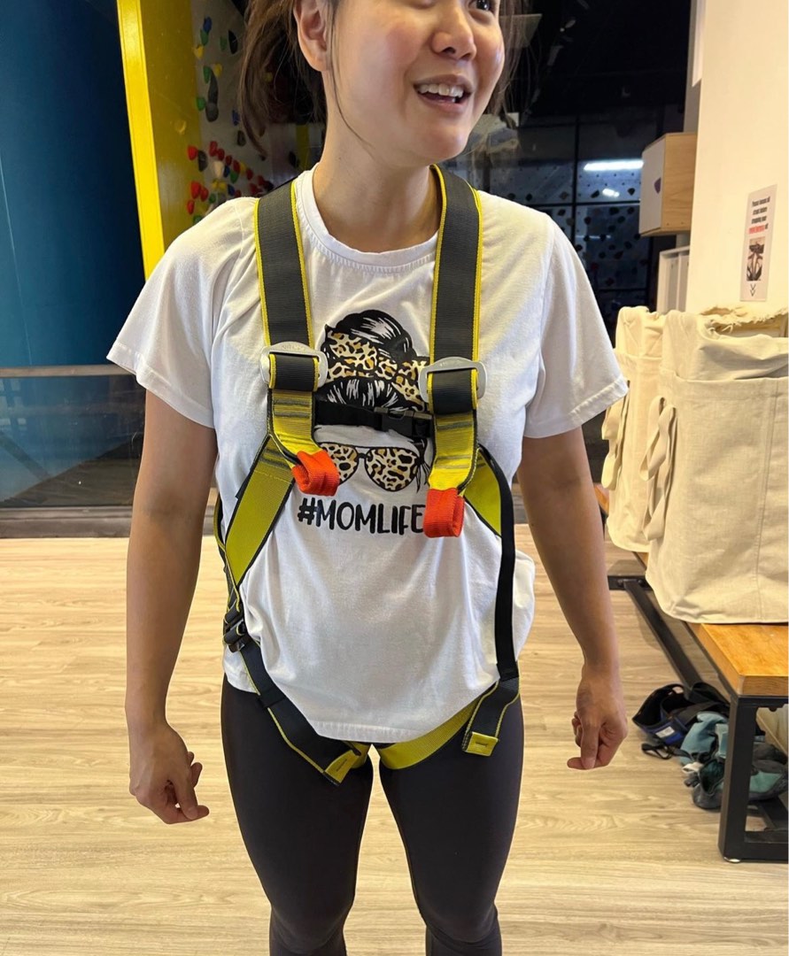 Singing rock full body harness, Sports Equipment, Other Sports ...