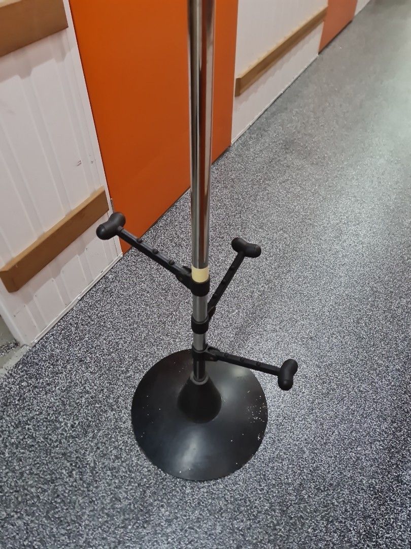 Single rod solid base free standing hanger, Furniture & Home Living ...