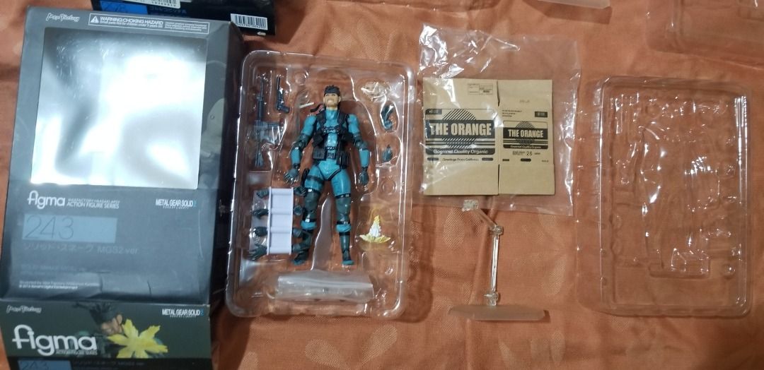 Solid Snake FIGMA 243 bootleg metal gear solid 2, Hobbies & Toys ...