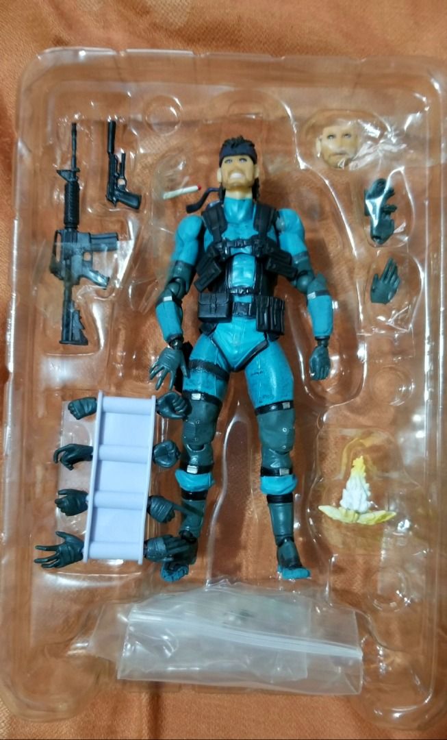 Solid Snake FIGMA 243 bootleg metal gear solid 2, Hobbies & Toys ...